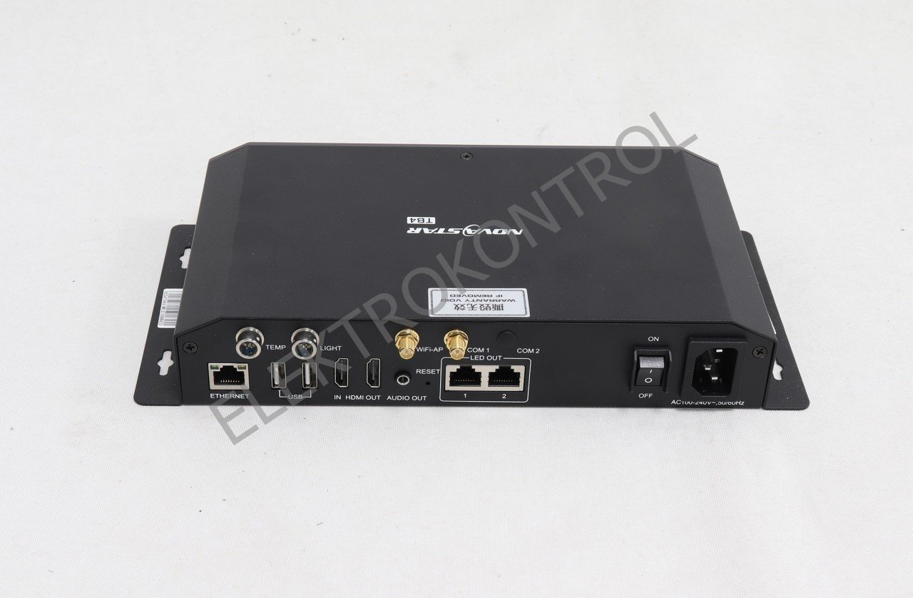 Novastar TB4